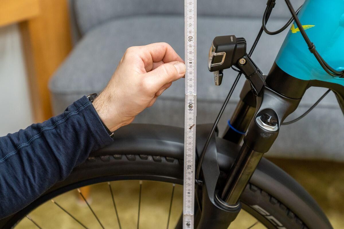 Adjust a bicycle front light correctly – this is how it works | Contec ...